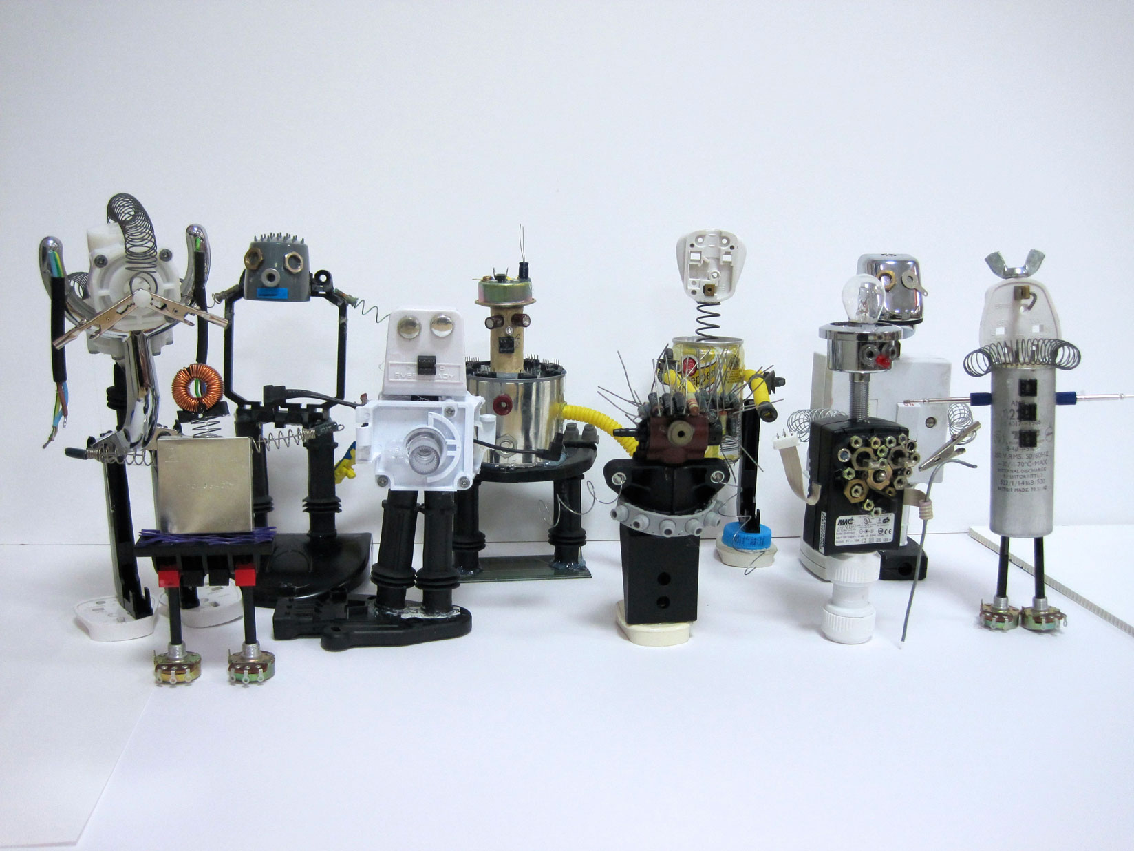 YEAR 9 Applied Art – 3D Robot Project – Crompton House School